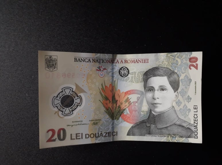 Szatmáron is forgalomban az új 20 lejes bankók